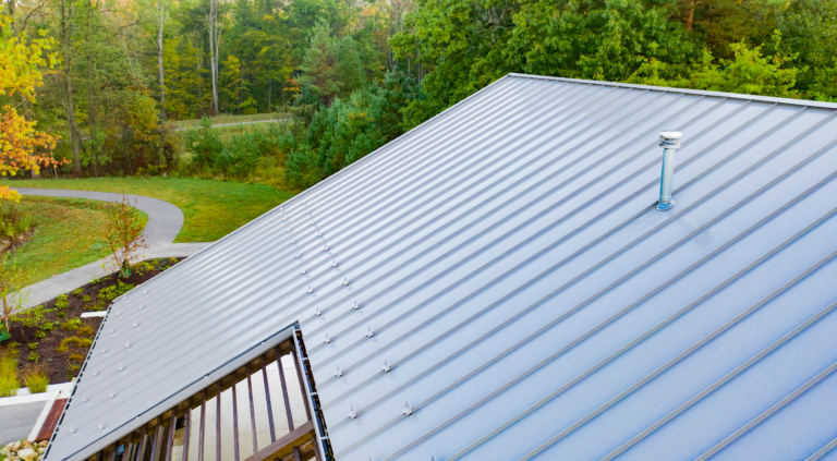 What Is an Aluminum Metal Roof? Uses, Advantages, & Drawbacks ...