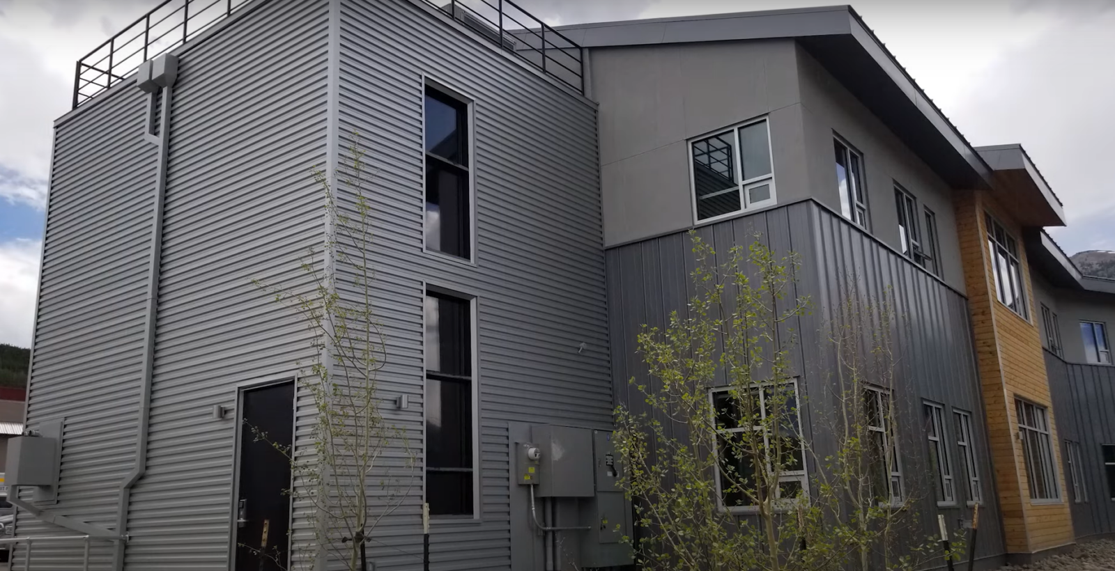 SMI WAV Wall Panel: Features, Advantages, Installation - Sheffield Metals