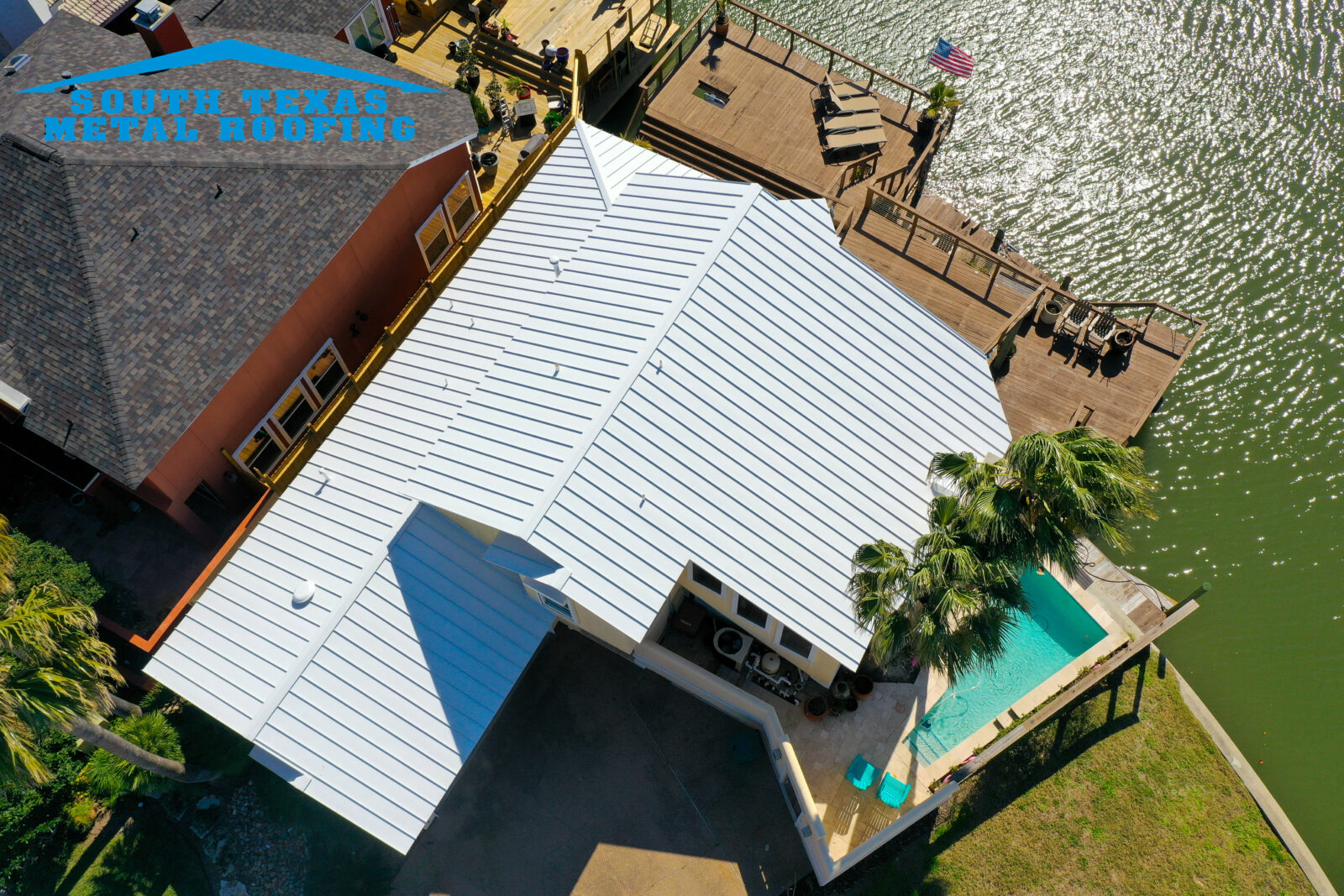 White Metal Roofing & Walls: Pros, Cons, & Project Photos